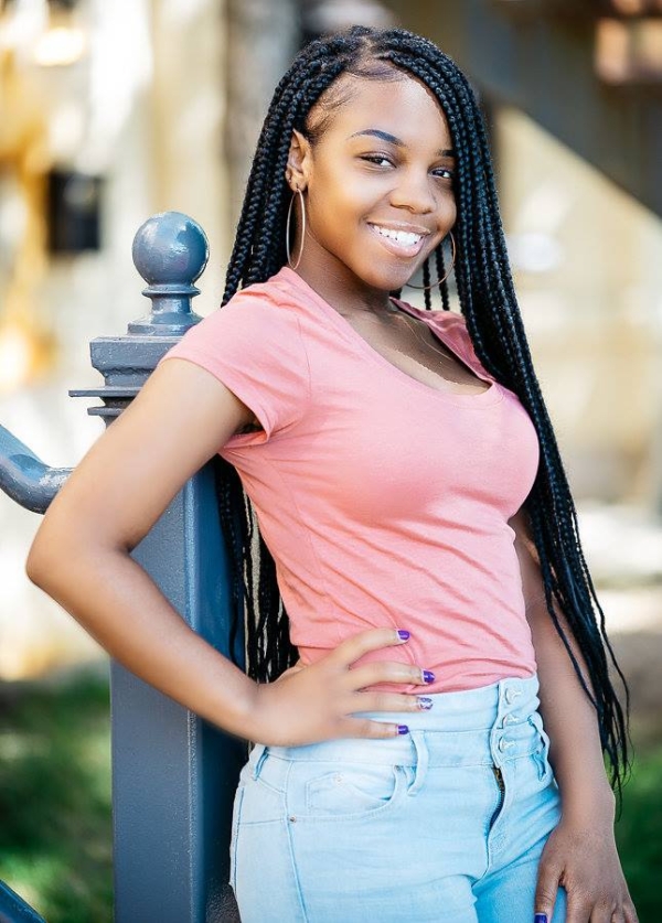 Professional Headshots - She's a BOSSE